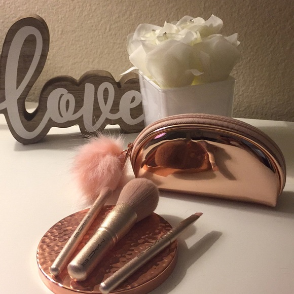 MAC Cosmetics | Makeup | Mac Holiday 27 Rose Gold Mini Brush Set | Poshmark